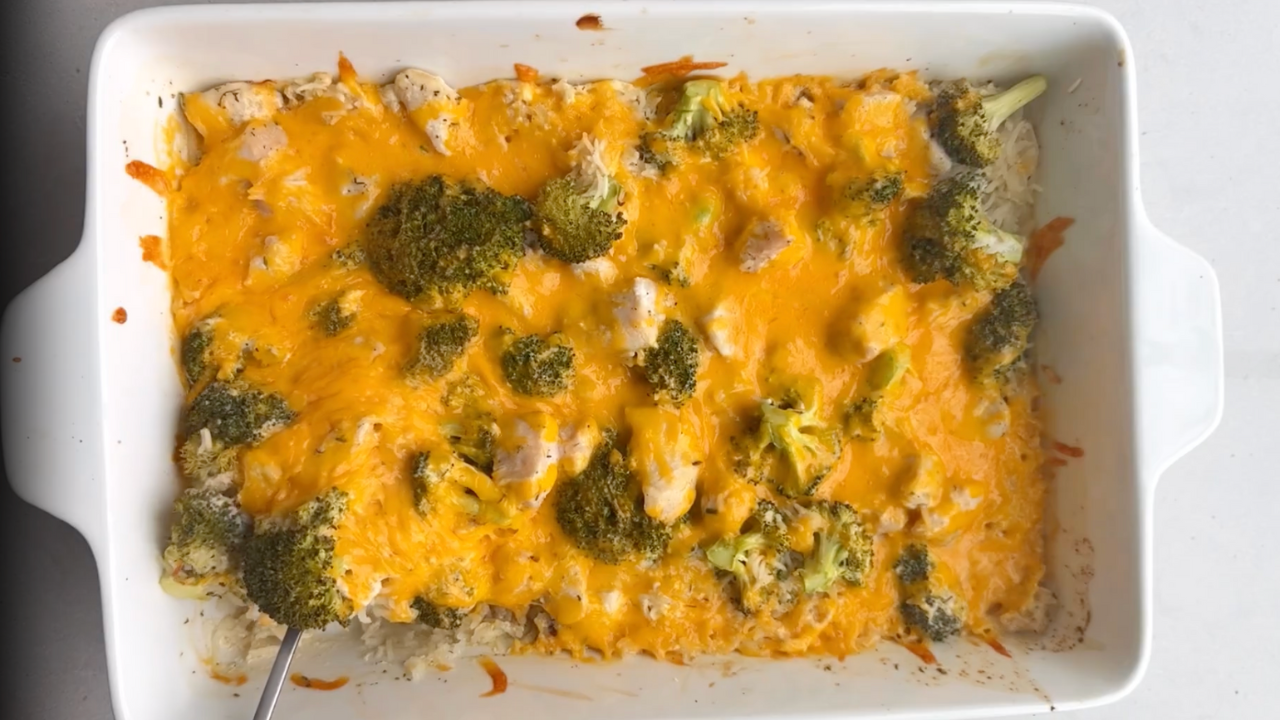 Chicken broccoli rice casserole | Simple, comforting, and delicious