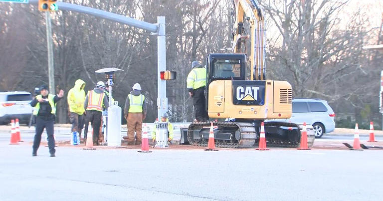 Avoid Kildaire Farm Road in Cary this morning as crews work to repair ...