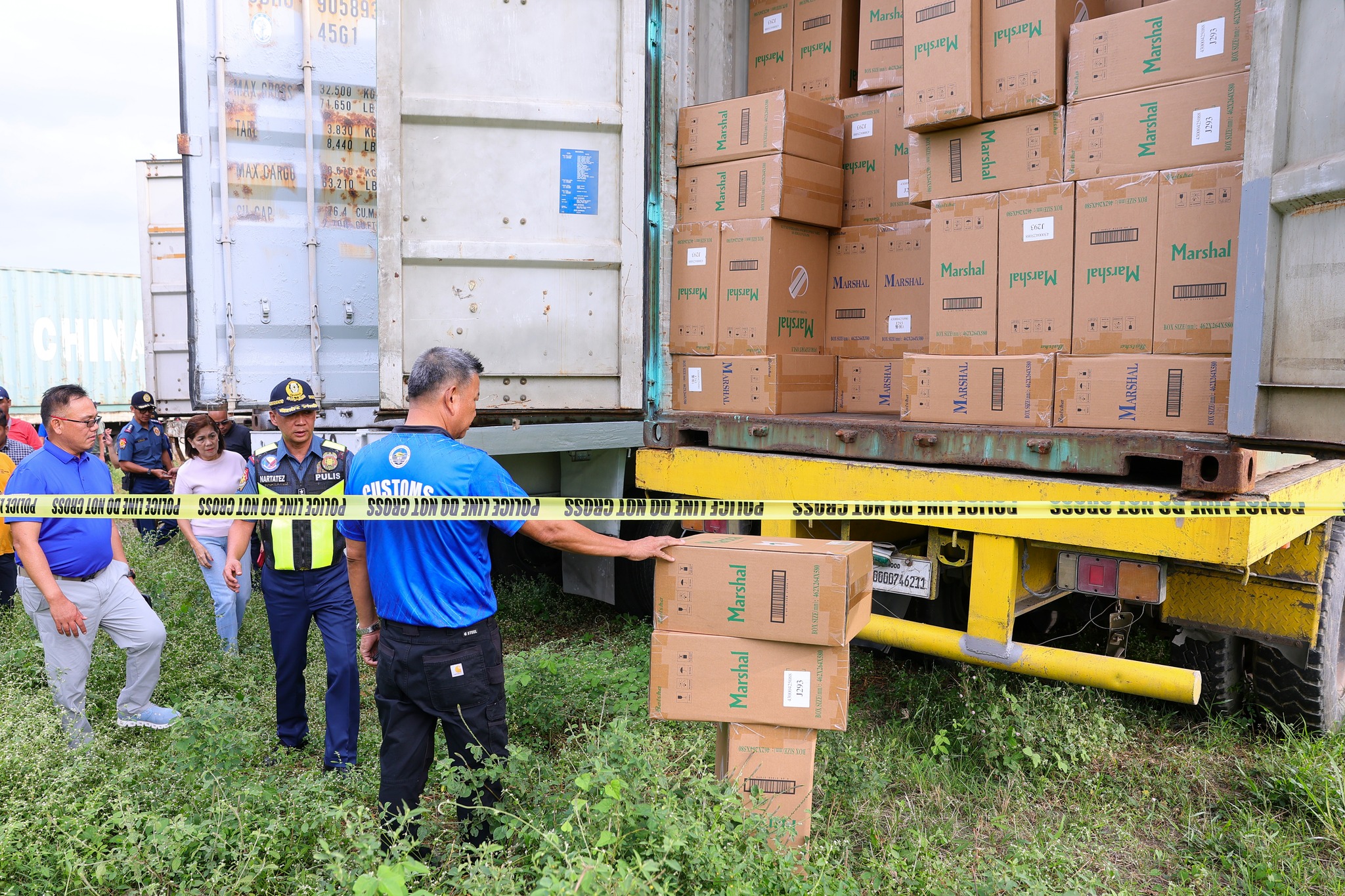 Cigarettes worth P1.1B found in unattended trucks in Batangas