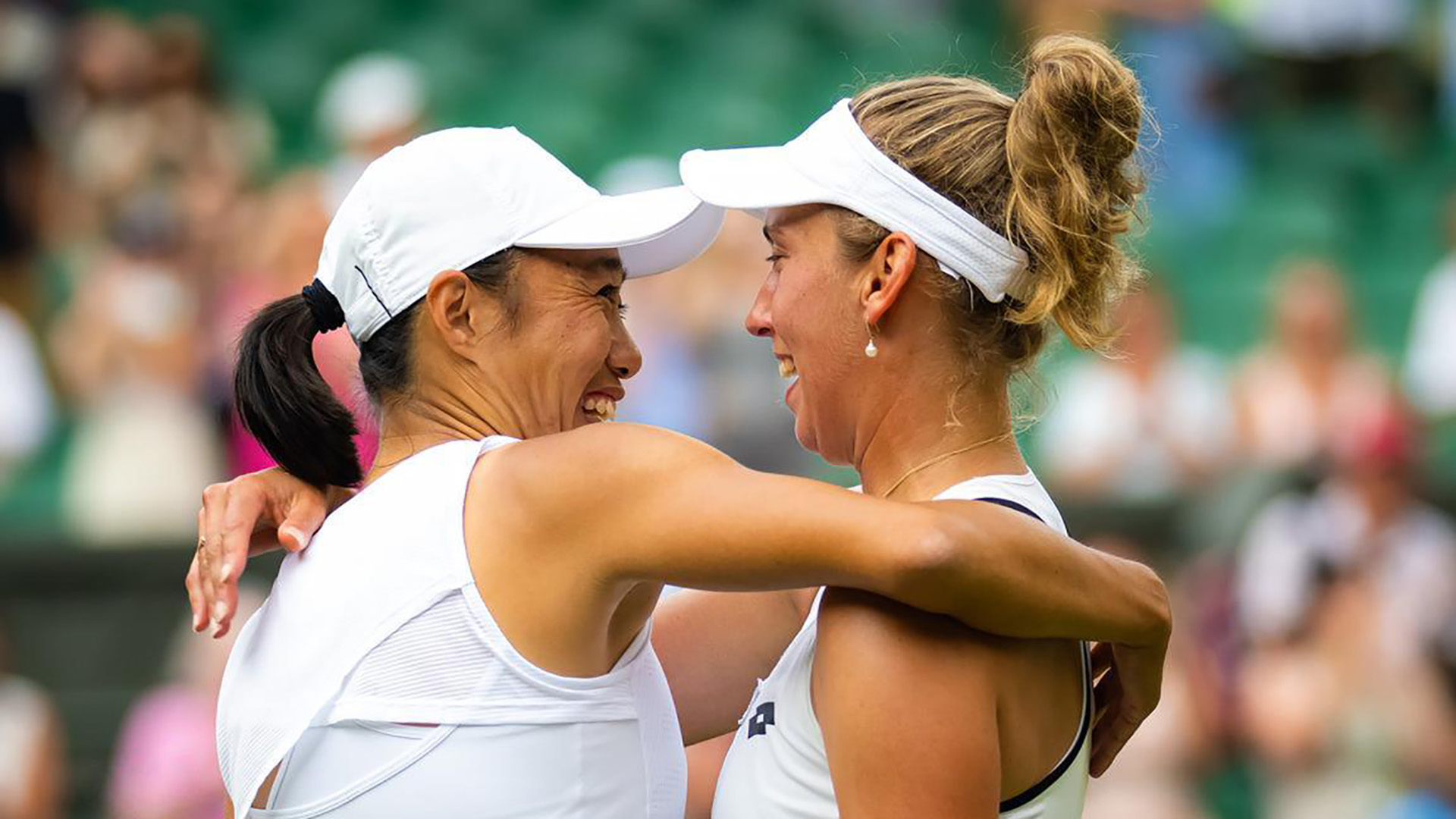 Nouvelle partenaire, grand passé : qui est la Chinoise aux côtés d ...