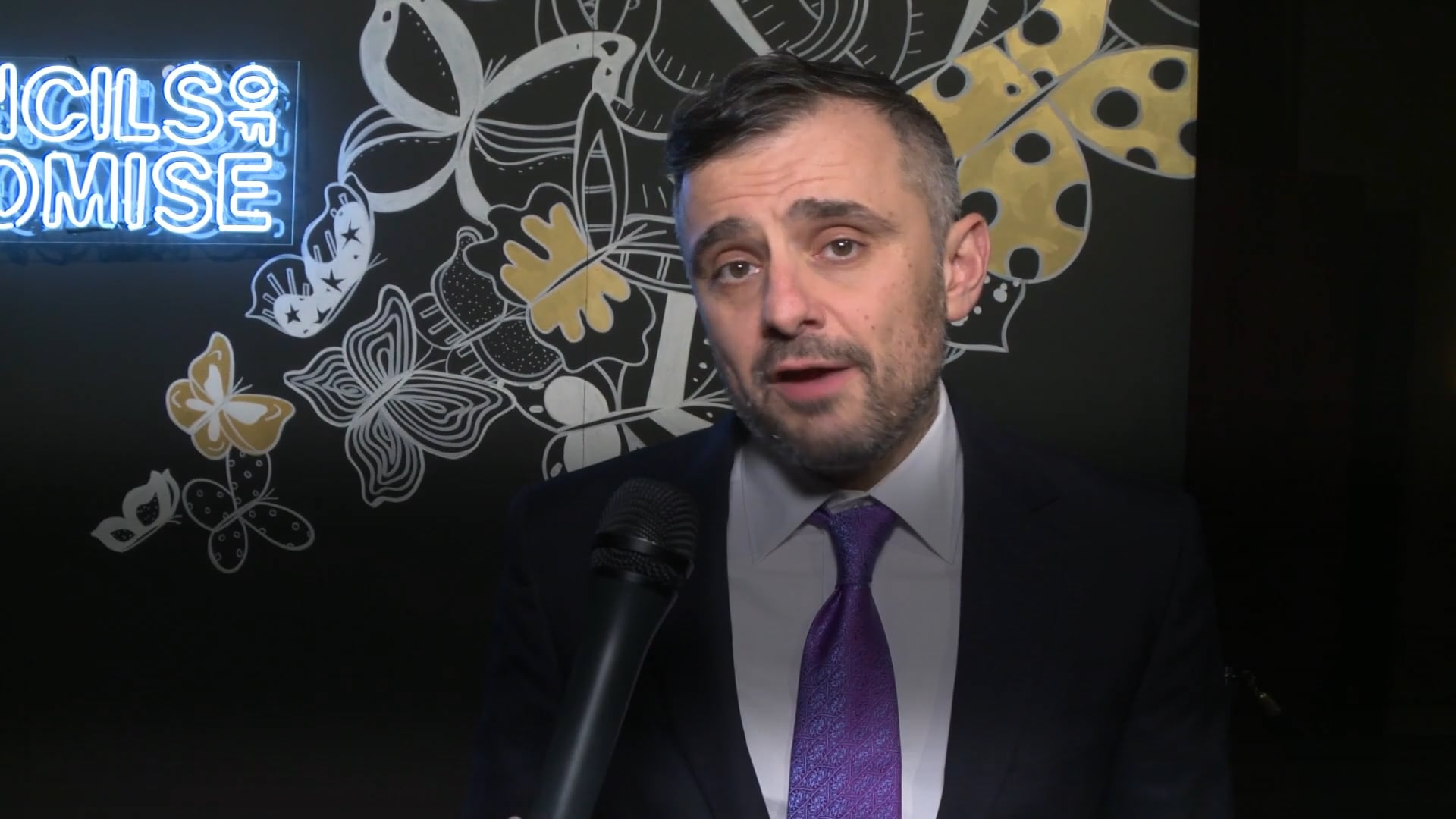 The Vaynerchuk method: Turn your work ethic into wealth building power