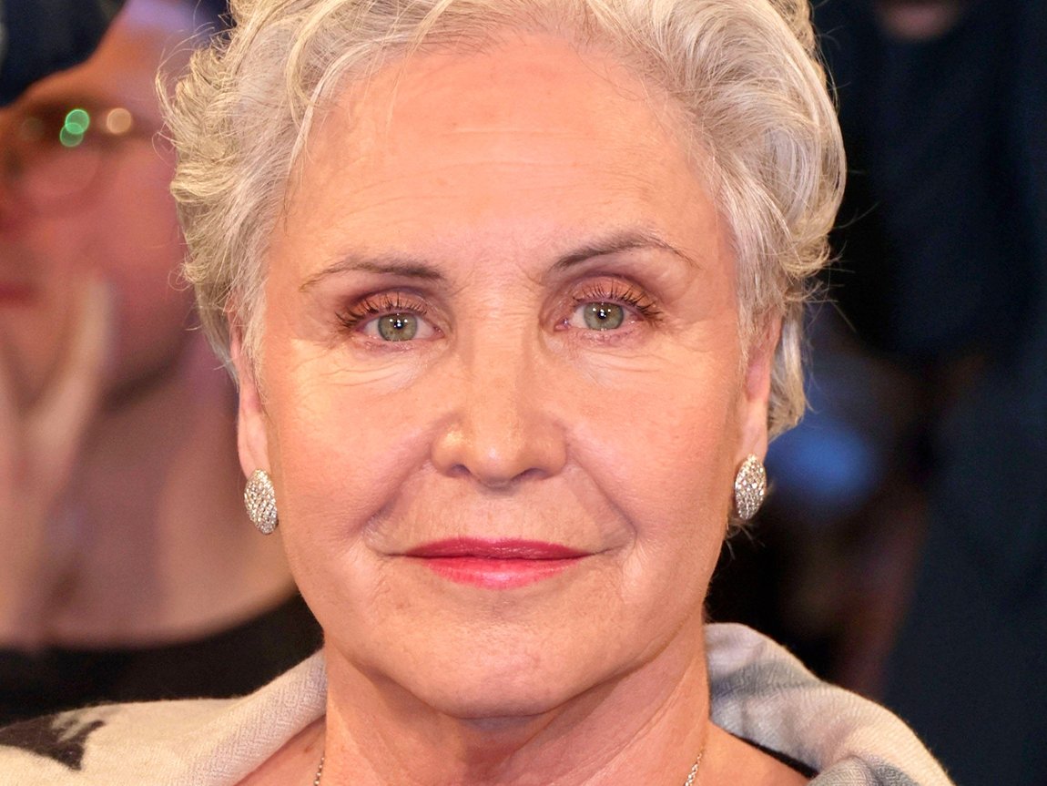 Actress Katerina Jacob recovering after foot surgery