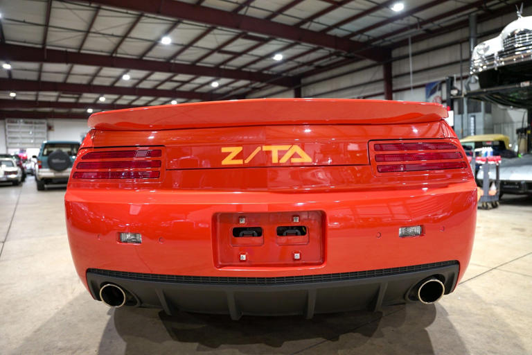 2011 Chevrolet Camaro 2SS ZTA Trans Am convertible blends modern ...