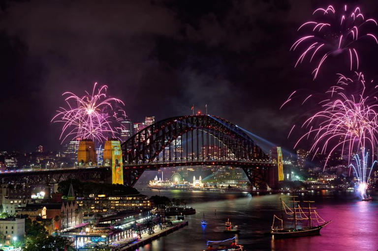 New Year 2026 fireworks live as Sydney, Paris and Dublin welcome 2026