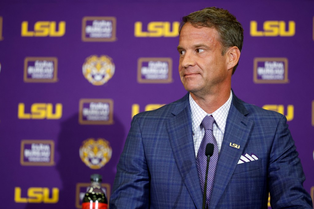 Lane Kiffin pushes back on staff 'poaching' after LSU, Ole Miss moves