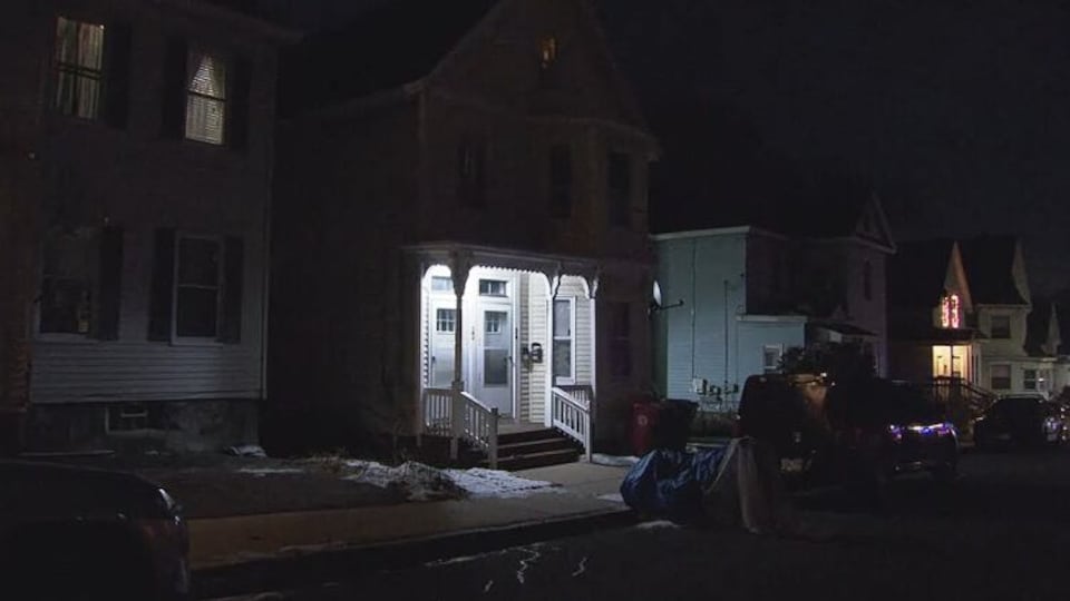 Shooting investigation underway in Lowell