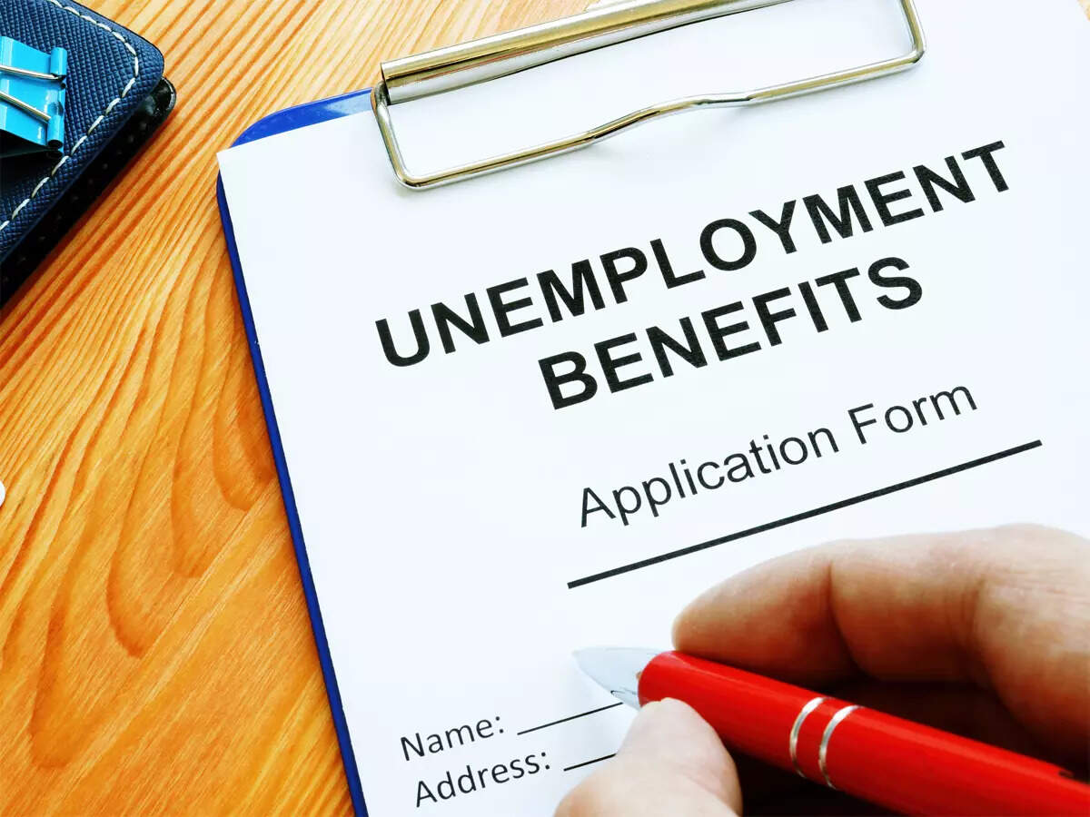 US applications for jobless benefits fell below 200,000 last week with ...
