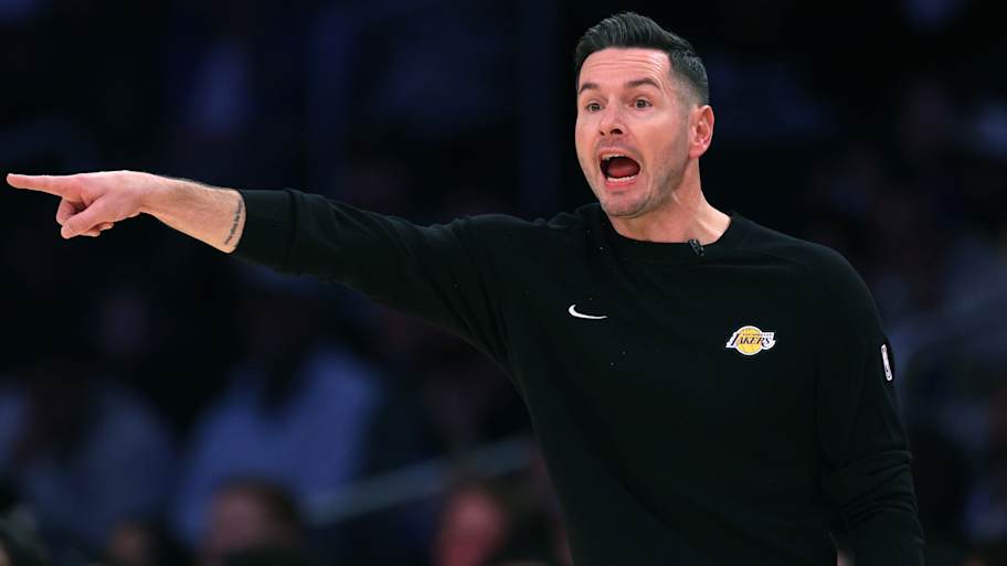 It's time to stop ignoring the painfully obvious fix Lakers must make ...