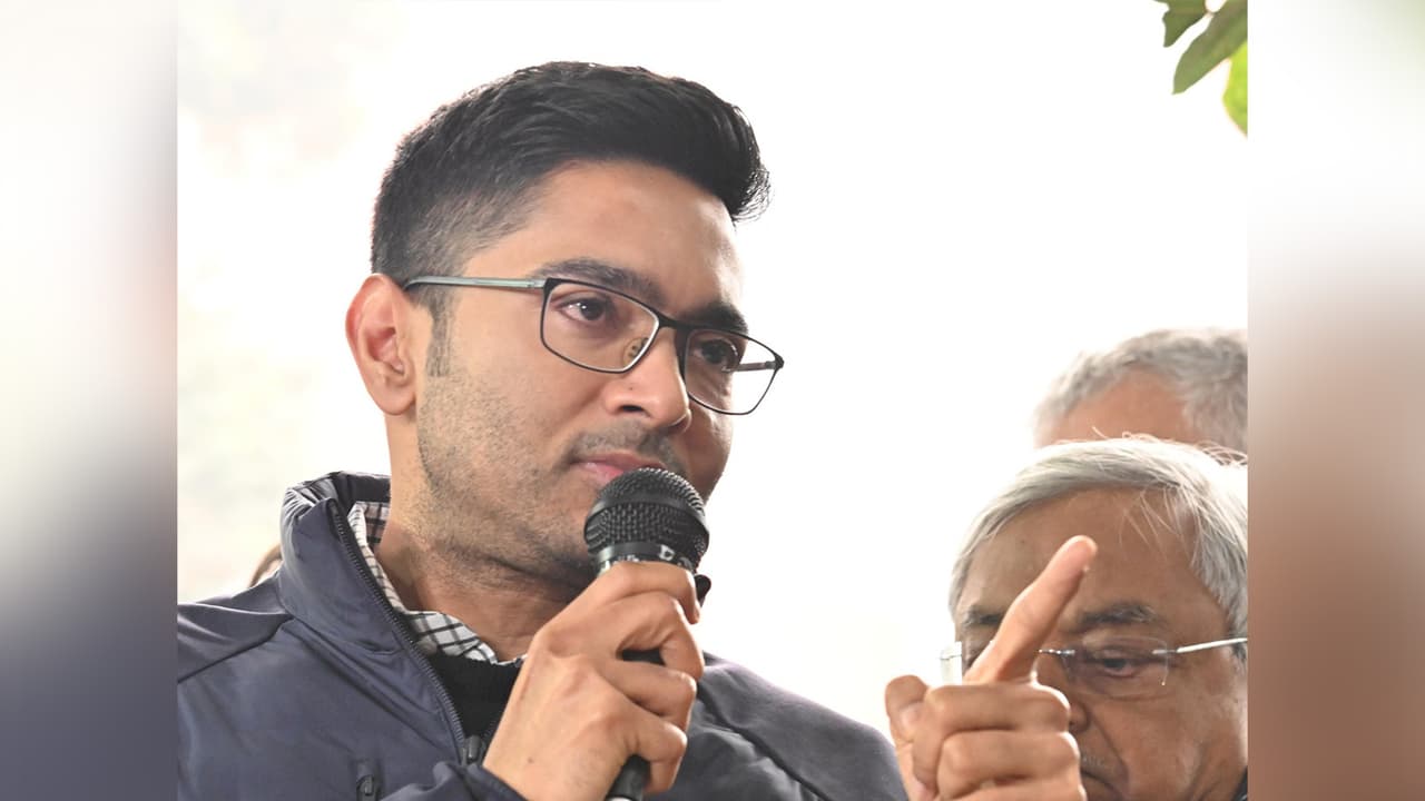 TMC's Banerjee alleges 'vote theft' by ECI, cites BJP's strike rate