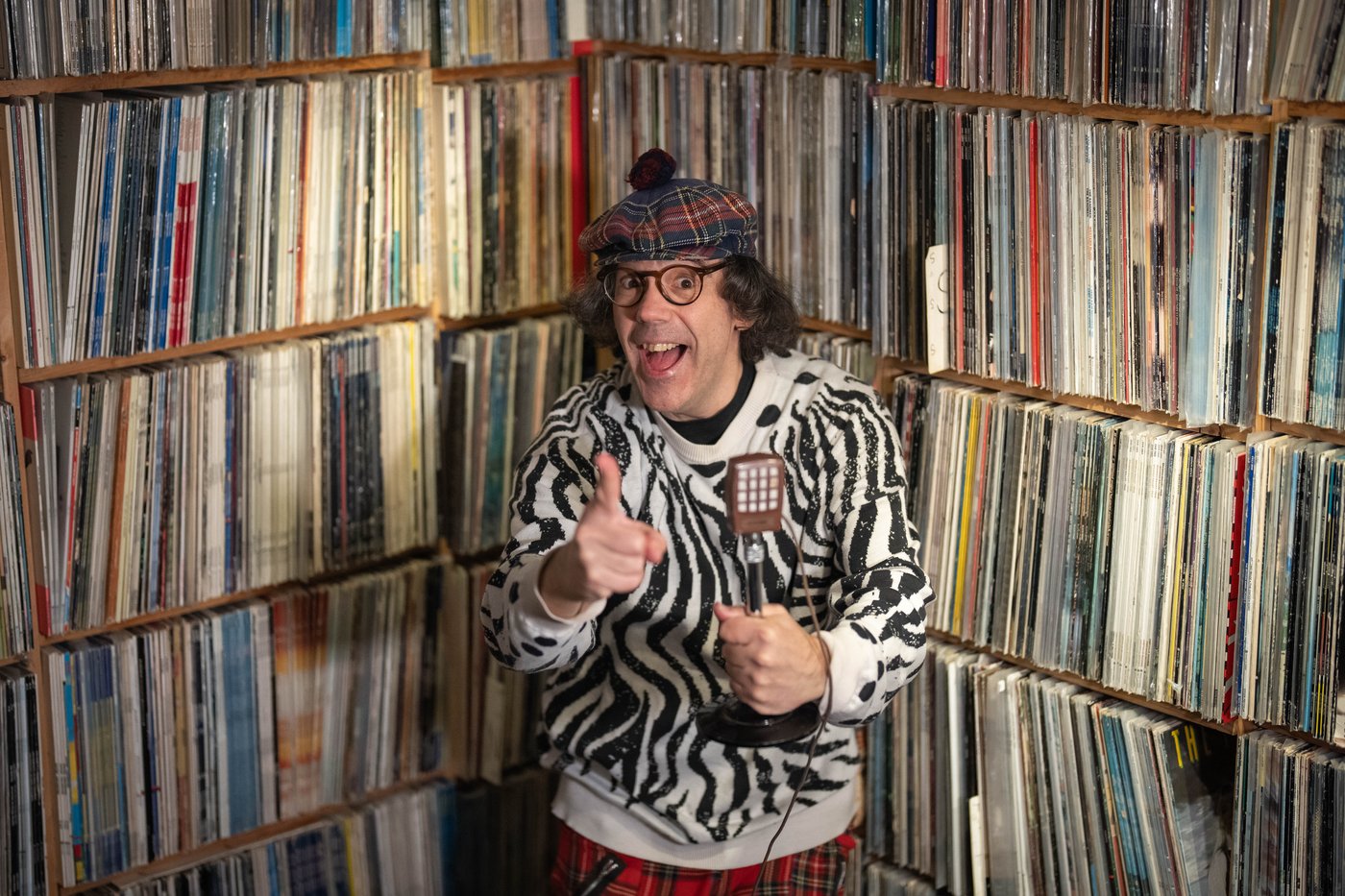 Nardwuar becomes first 'human serviette' appointed to Order of Canada