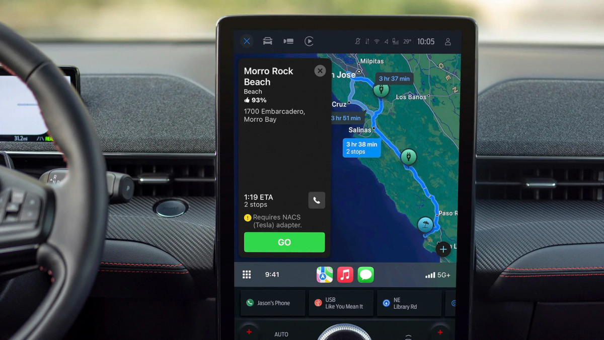 Ford won't make GM's Apple CarPlay mistake