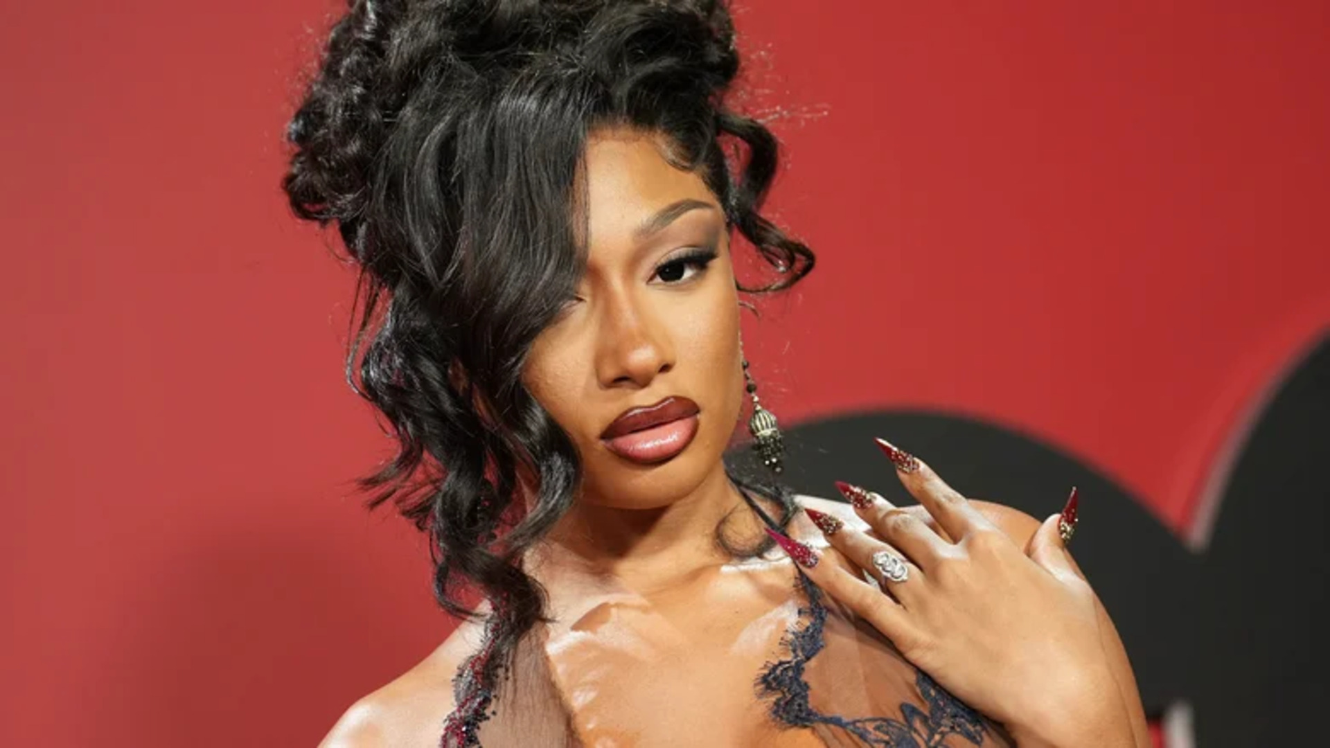 Bombshell celebrity confessions that left us stunned