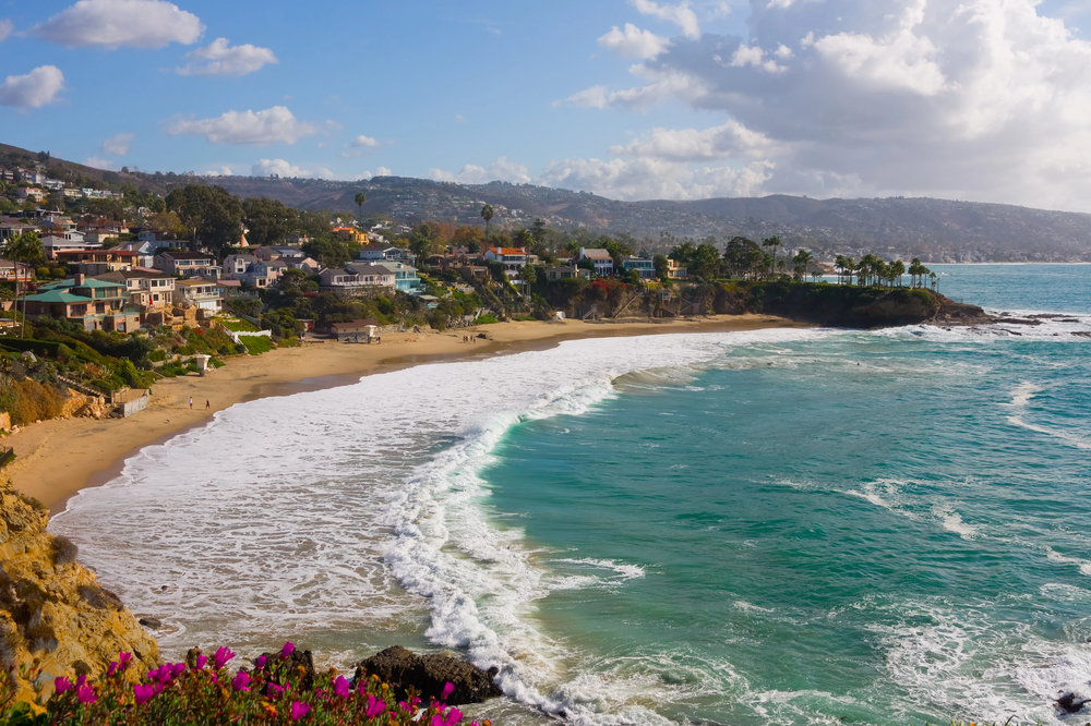 Coastal towns with tide-pool trails