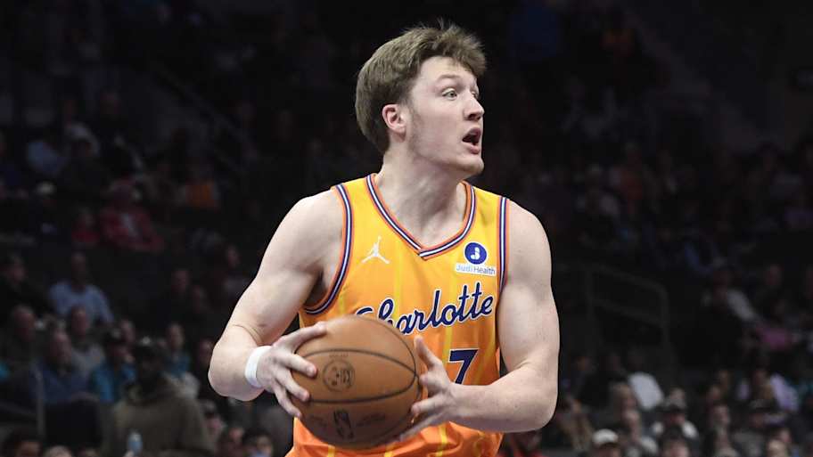 Steph Curry returns to Charlotte for New Year's Eve battle with Hornets