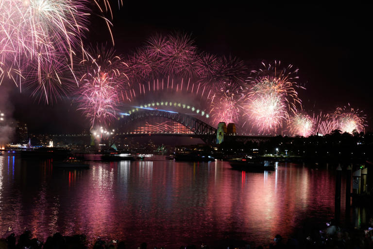 Fireworks displays in New Zealand and Australia kick off 2026 celebrations