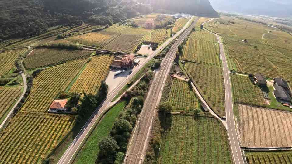 Man turns high-risk flights into a fitness routine