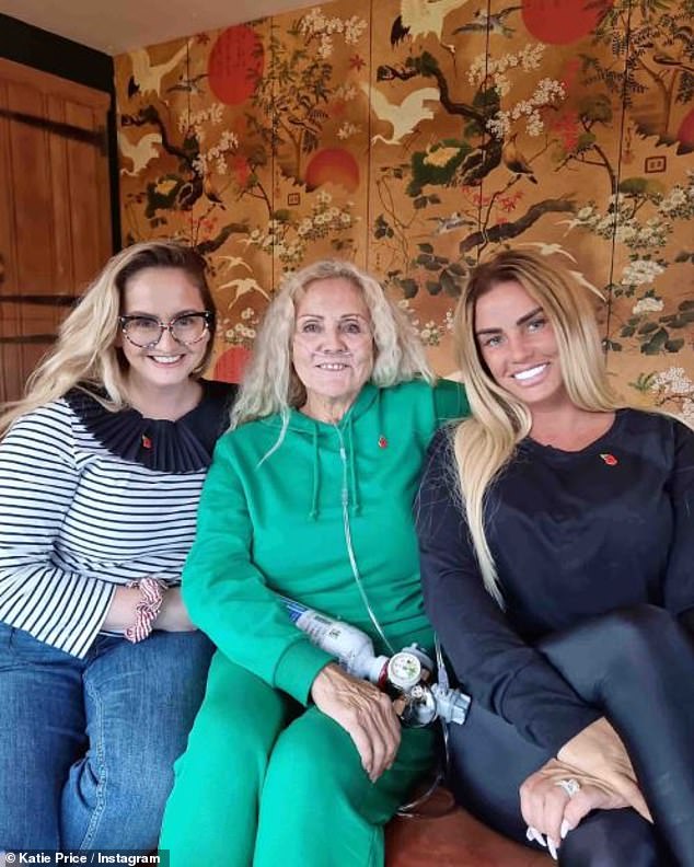 Katie Price brings mum Amy to tears with heart-warming present granting ...