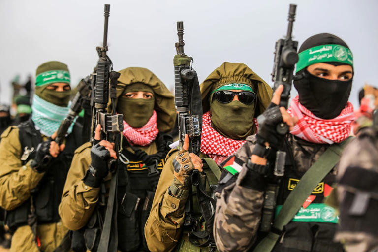 Source: US and Israel set deadline for Hamas to surrender weapons