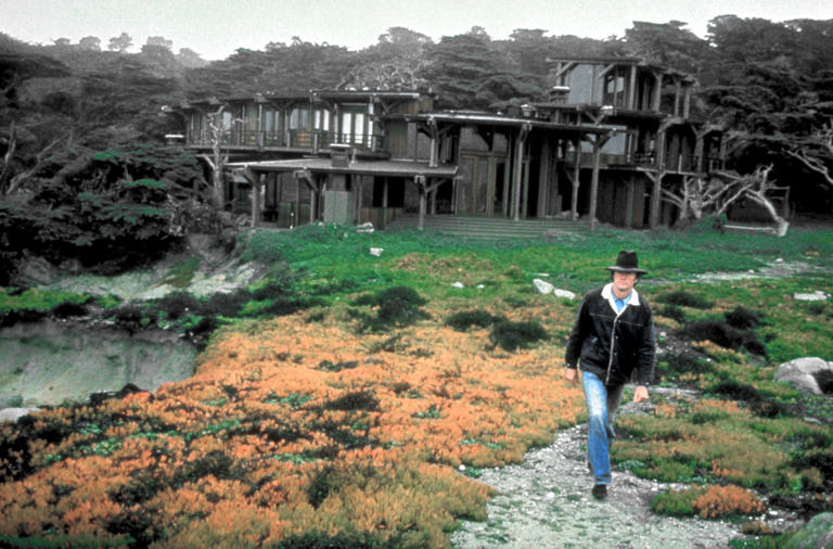 Where does Clint Eastwood live? Let’s explore the Hollywood legend’s ...