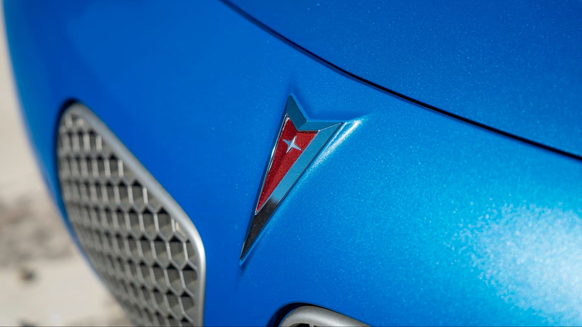 Pontiac once made a faster Mazda Miata alternative