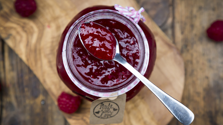 Is there any difference between jam, jelly, and preserves?