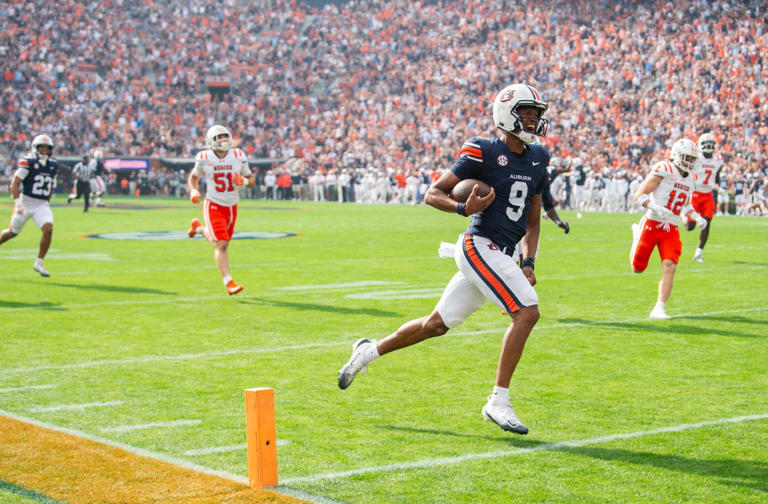 Who is Deuce Knight, Ole Miss football's potential starting QB in 2026?