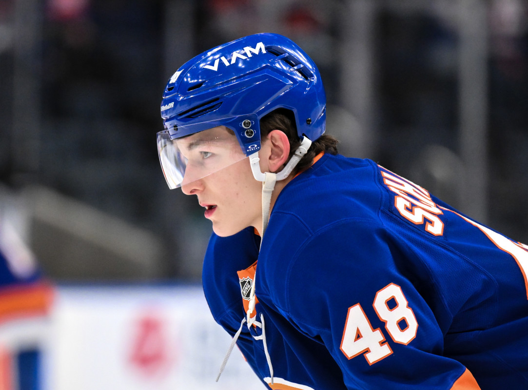 Islanders' Matthew Schaefer achieves career milestone at 18 years old