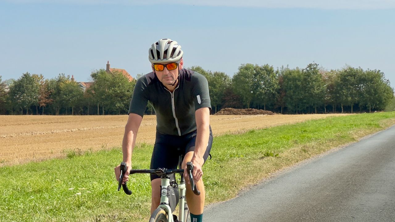 Q36.5 Adventure Jersey: A versatile gravel-biased jersey