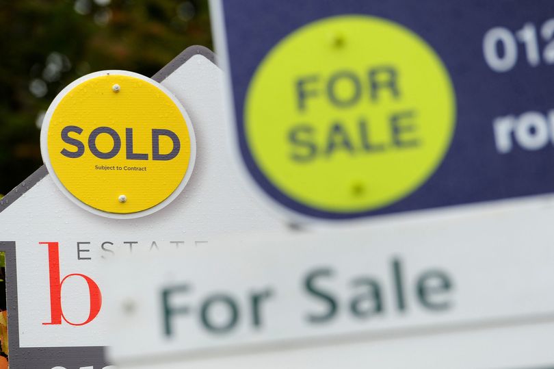 Brokers predict mortgage rates set to tumble to as low as sub-3.5%