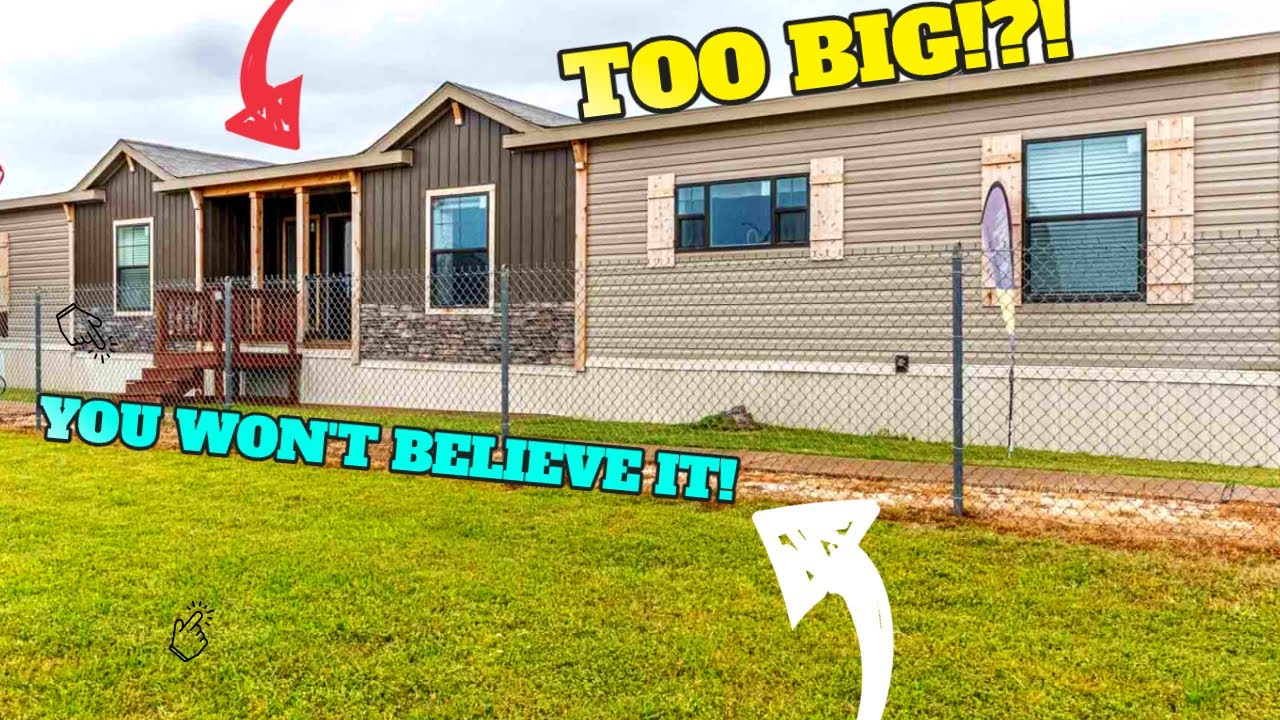 Never-ending mobile home! I could live in this double wide's closet!