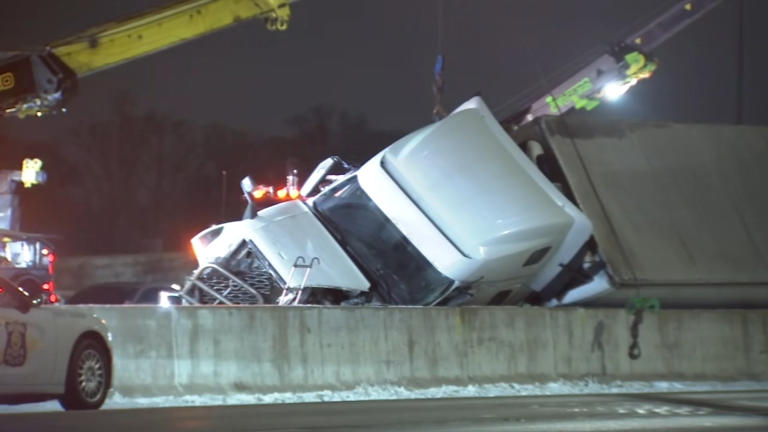 1 killed after truck rolls over onto car on I-80/94 in NW Indiana