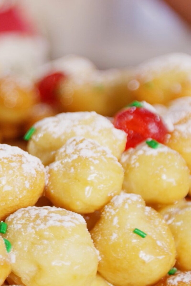 Italienische Struffoli Honig Dessert Weihnachtsbäckerei