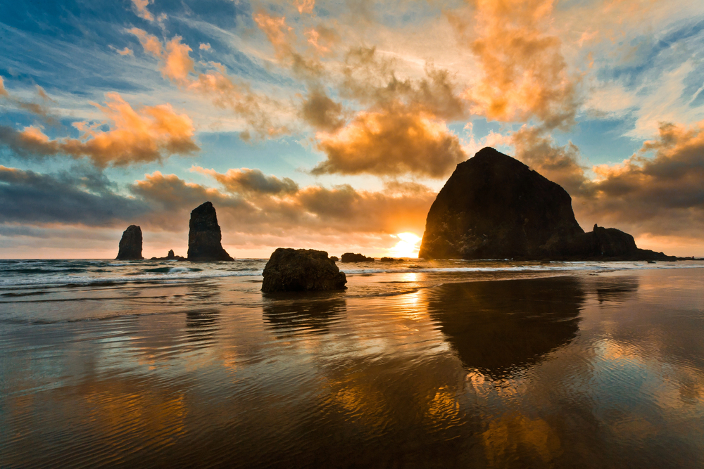 Coastal towns with tide-pool trails