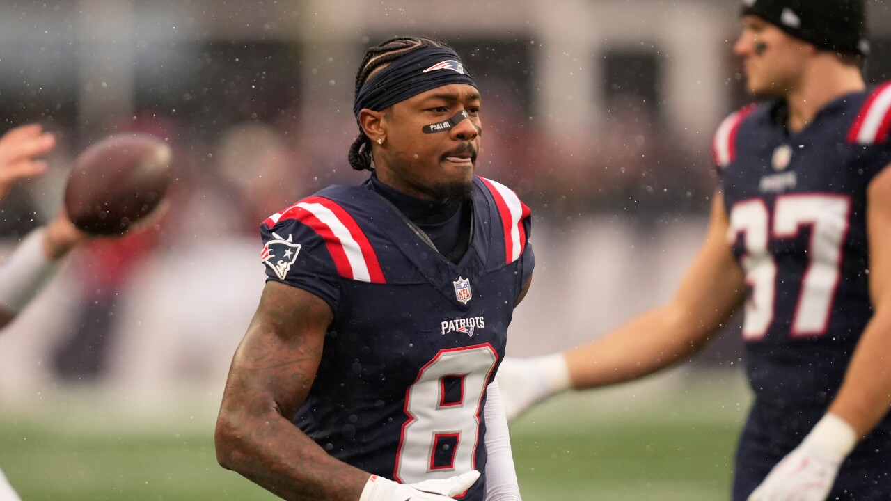 Patriots wide receiver Stefon Diggs facing strangulation and assault ...