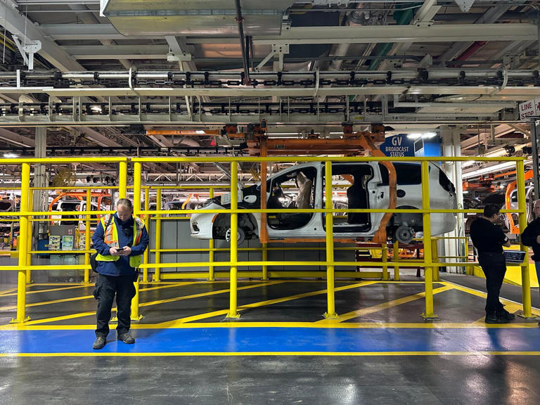 From gift card scams to customs searches, here are CBC Windsor's most ...