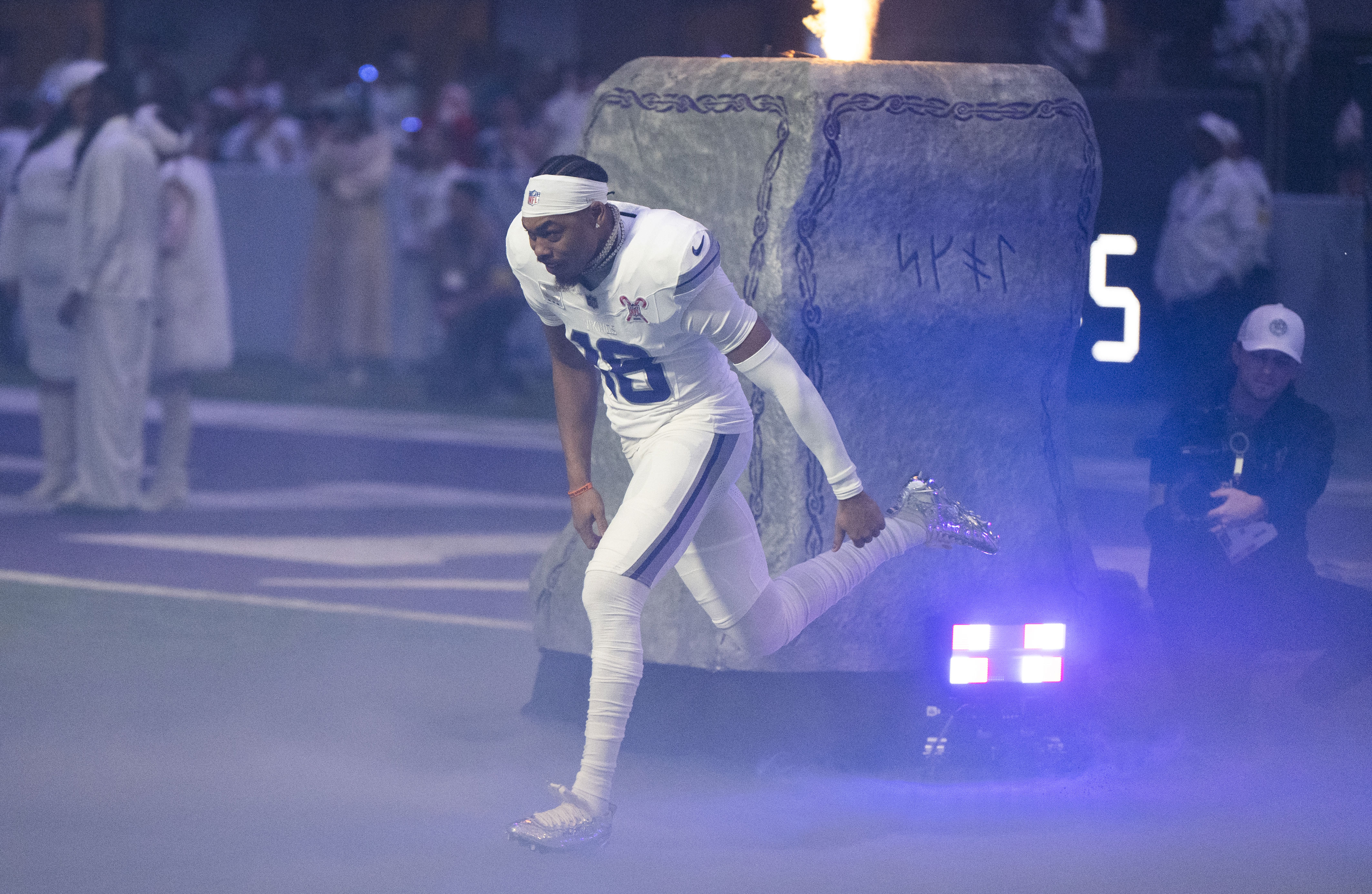 Vikes views: How important is it for Jefferson to eclipse 1,000 yards?