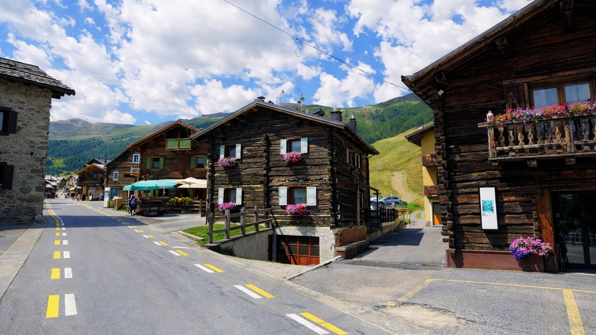 Livigno, Italy: A summer look at an alpine town in the Italian Alps (4K)