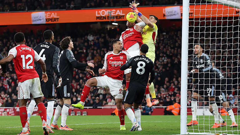 Unai Emery, Emi Martinez deliver bitter responses to lopsided Arsenal ...