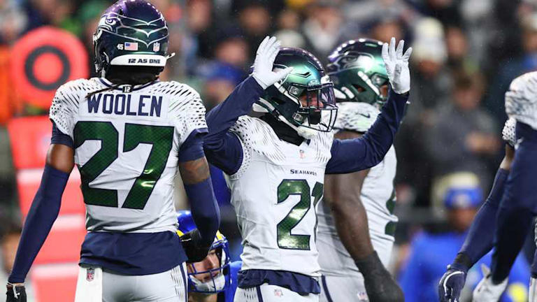 Should the Seahawks take a chance on former Pro Bowl cornerback Trevon ...