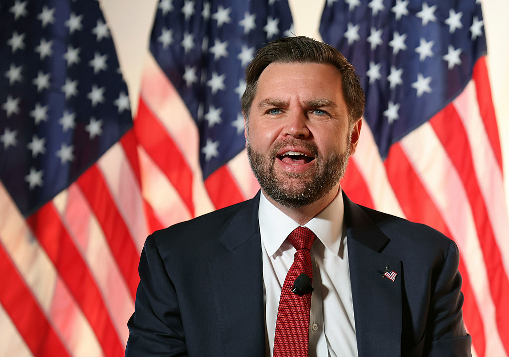 'Trump is a builder': Vance rallies GOP