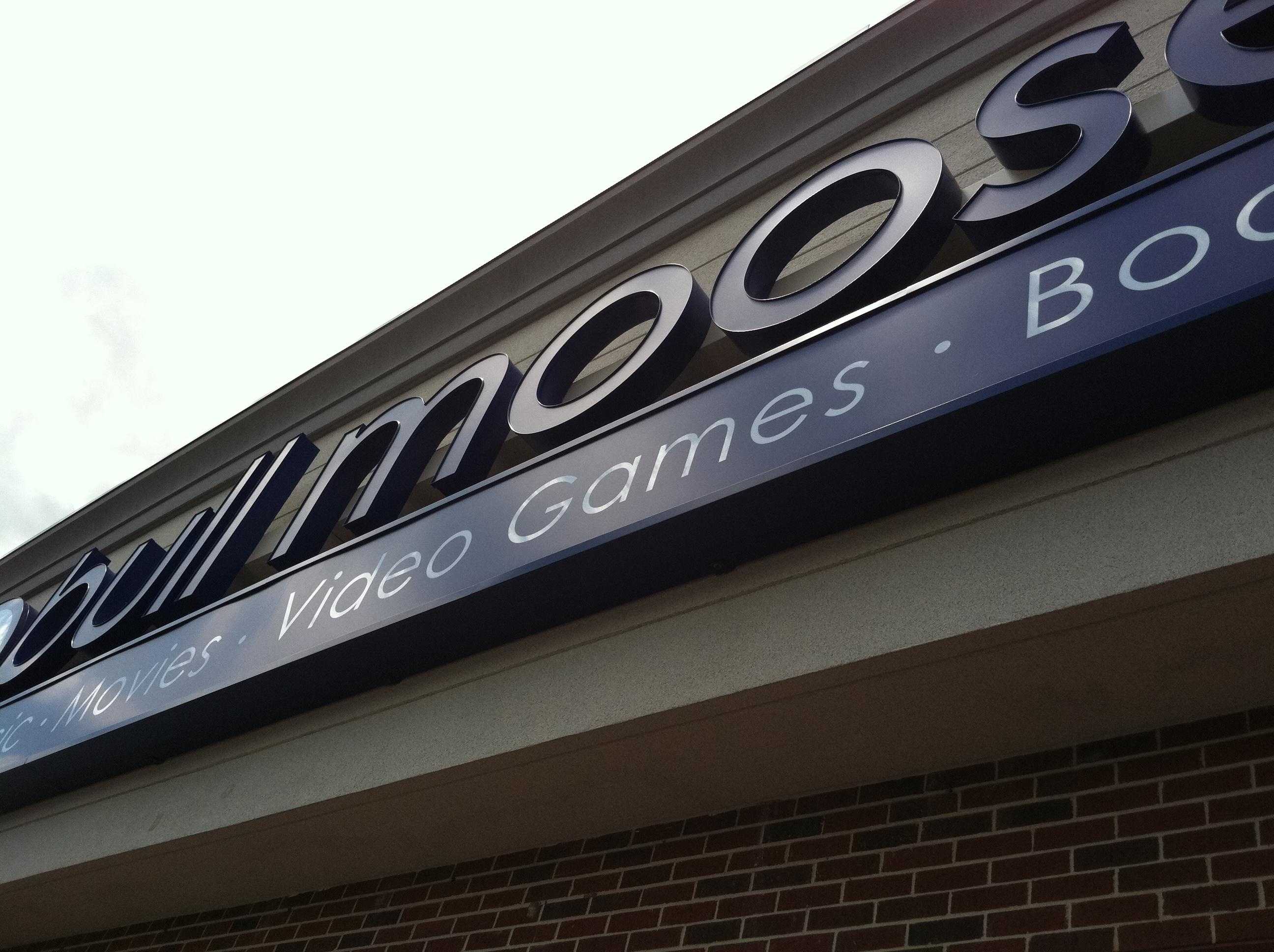 Maine music retailer Bull Moose announces store closure