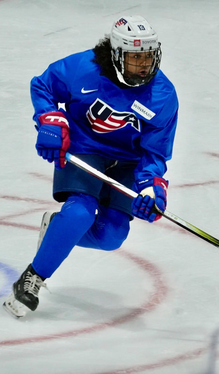 Wisconsin hockey recruit Chyna Taylor wins SI’s 2025 Sportskid of the Year
