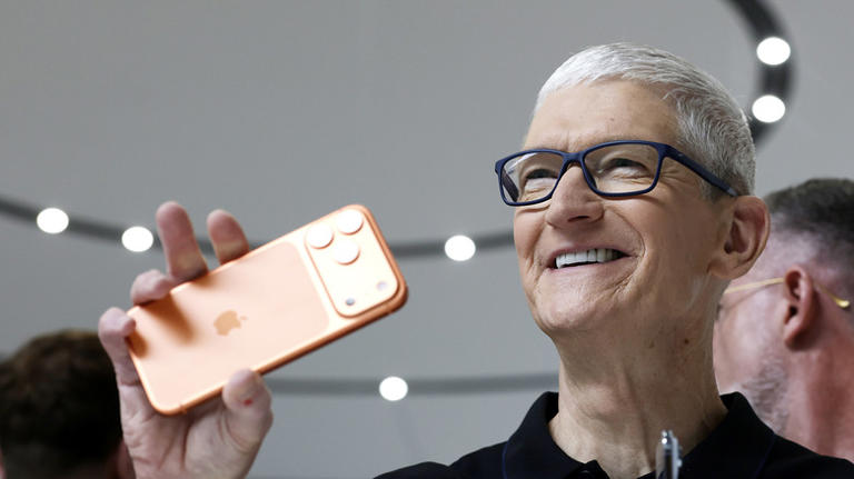 Is Tim Cook leaving Apple?