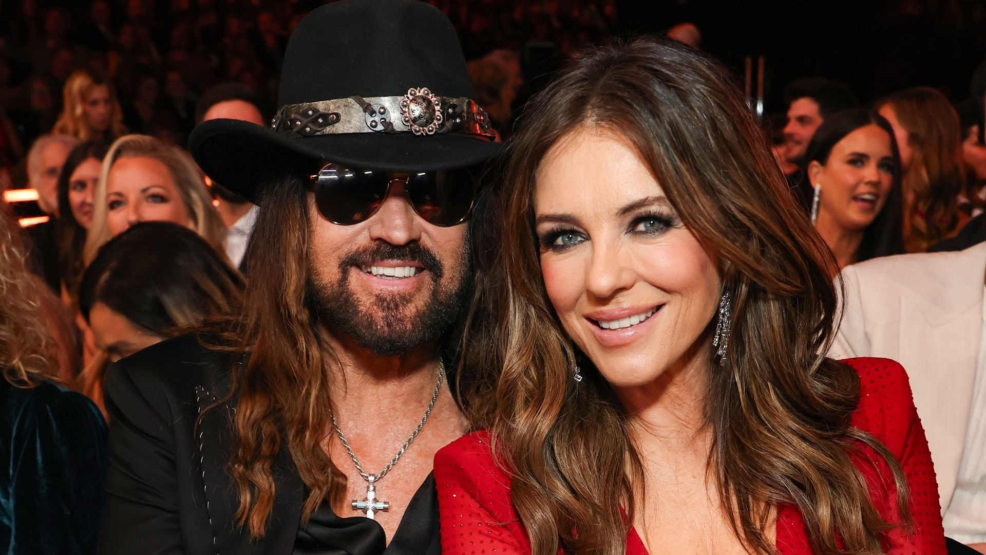 Elizabeth Hurley shares cozy Christmas moment with her son Damian and ...