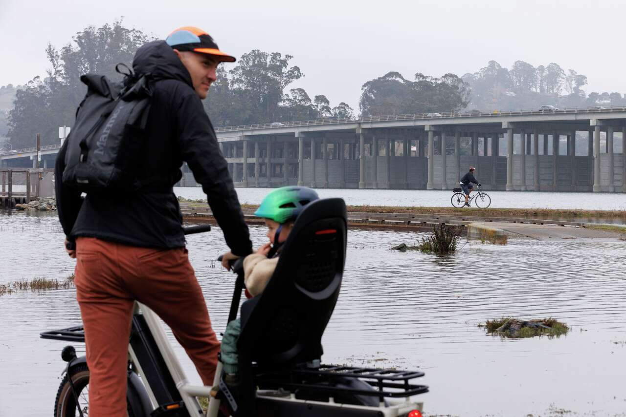 Why this weekend's king tides could cause coastal flooding in the Bay Area