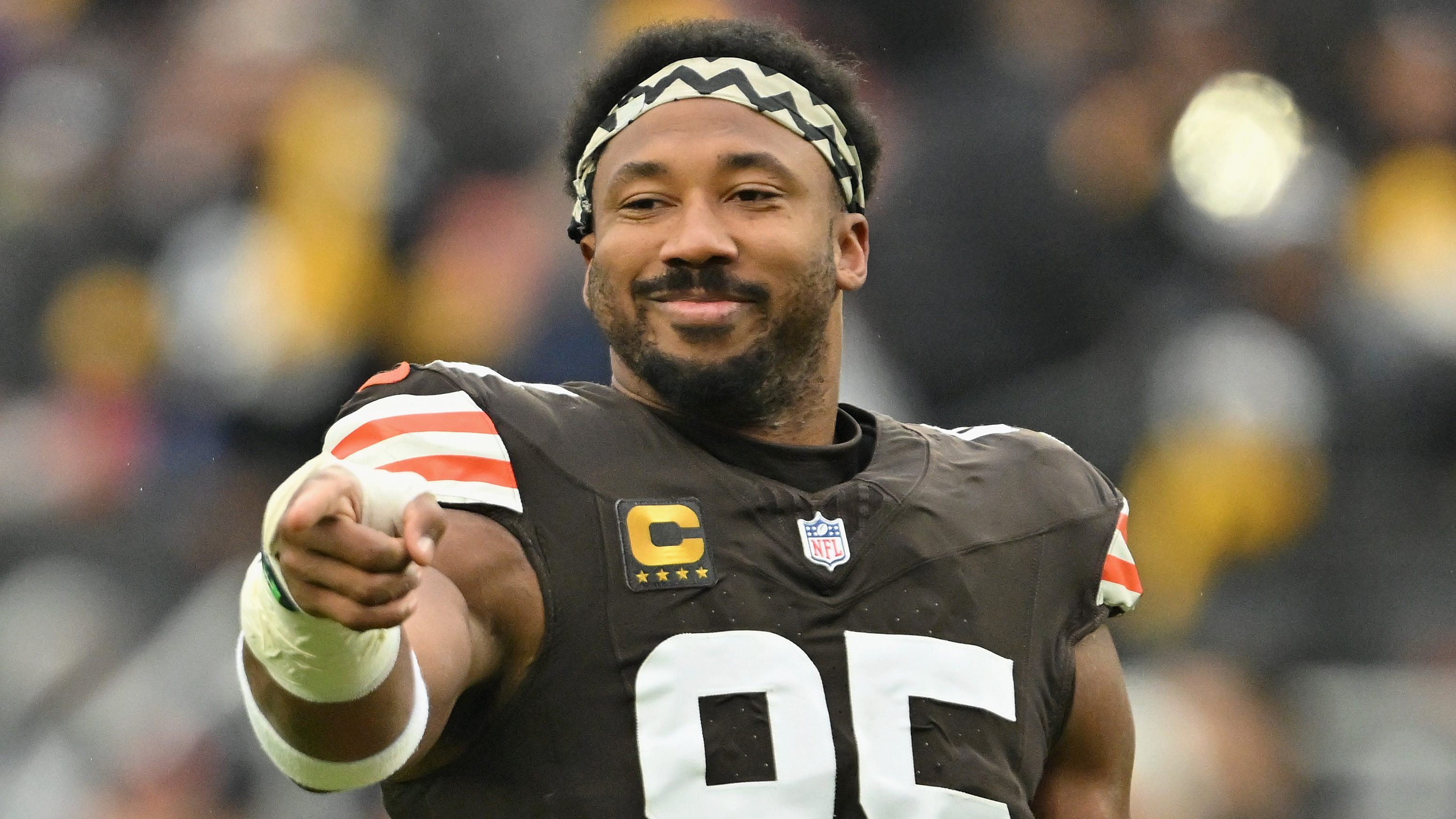 Bengals send message to Browns star Myles Garrett as sack record looms