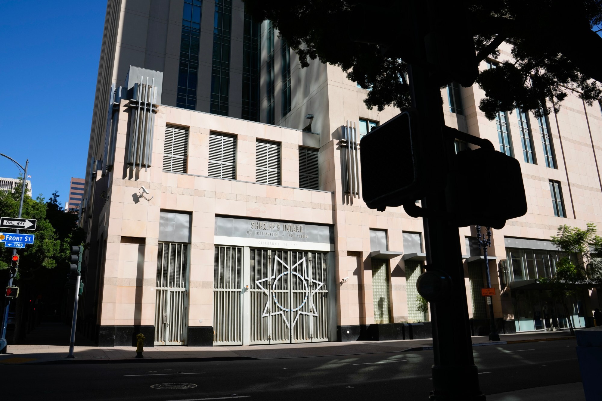 Man in sheriff’s office custody died of natural causes, autopsy says