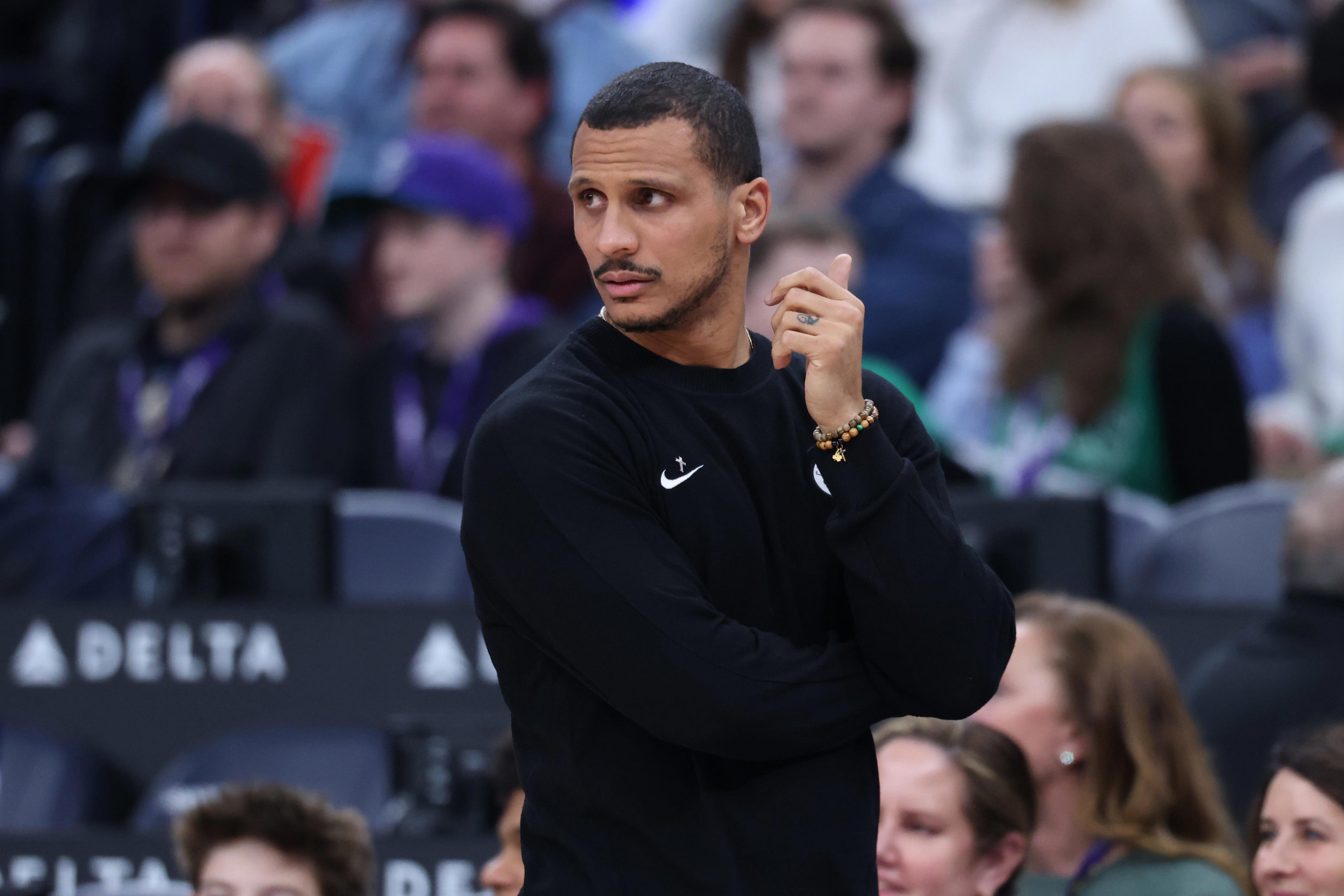 Celtics' Joe Mazzulla wins coach of the month for December