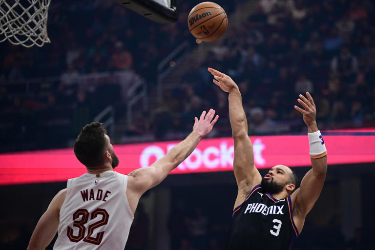 Cavaliers score, recap vs Phoenix as Mitchell leads Cleveland over Suns