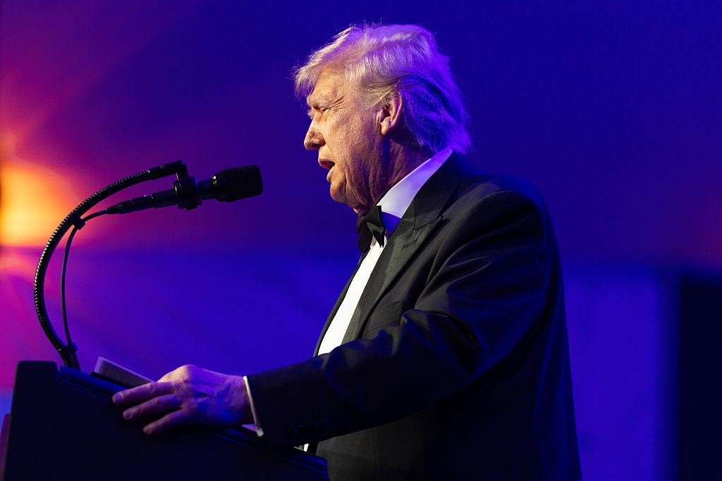 9th Circuit overturns block on Trump order